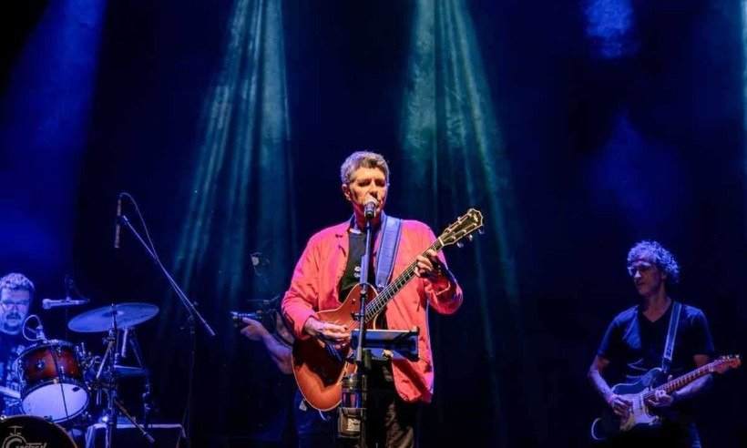 Leoni estreia em BH show da turnê que repassa seus 40 anos de carreira ...