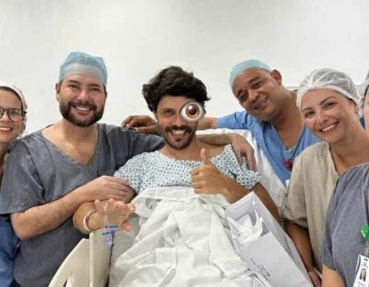 Diogo Defante passa por cirurgia 'delicada' no olho - Estado de Minas