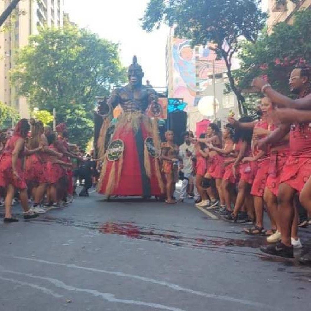 Galeria de fotos: Bloco Afro Angola Janga mistura folia e negritude