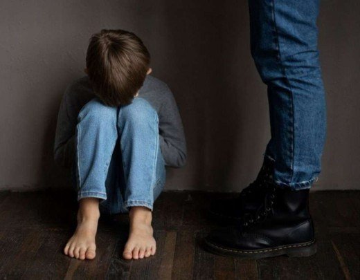 Marcas do passado: campanha aborda reflexos do abuso infantil para a vida