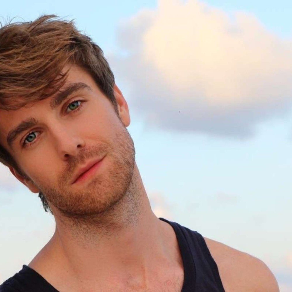 Ator de séries Mike Heslin morre repentinamente aos 30 anos