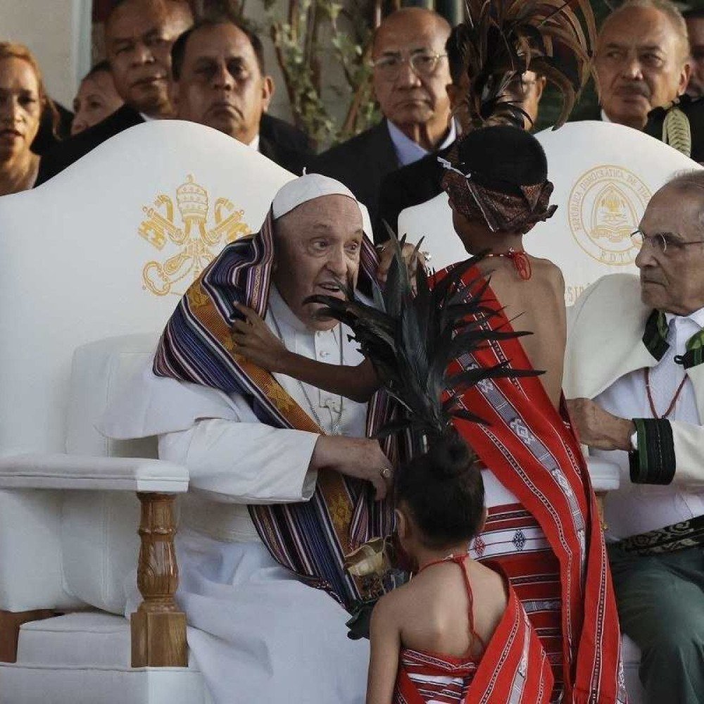 Francisco chega ao Timor Leste, 3ª etapa de viagem pela Ásia-Pacífico