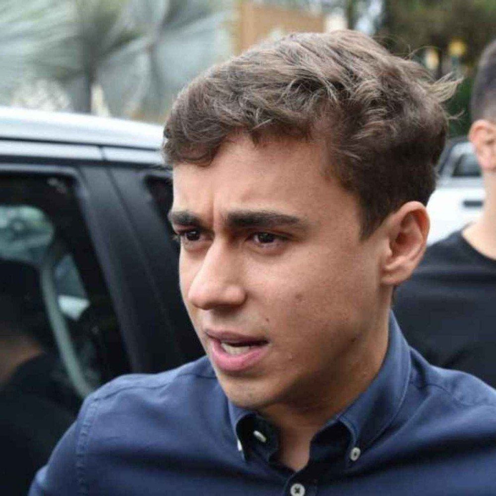 Justiça determina que Nikolas retire do ar vídeo com fake news contra Fuad