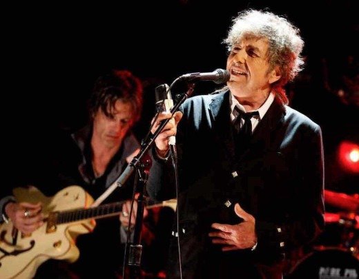Greil Marcus lança biografia de Bob Dylan com foco na obra, não na vida
