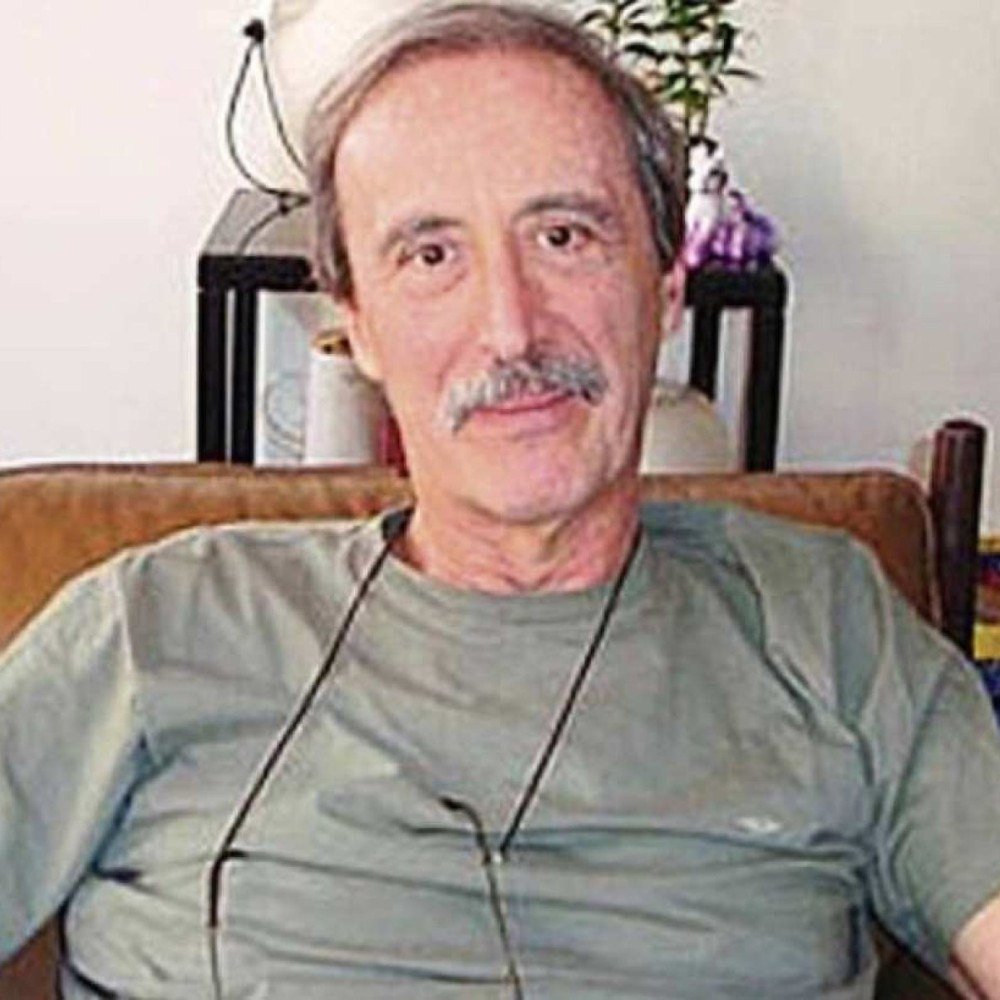 Morre Eduardo Brandão, tradutor de Roberto Bolaño, aos 78 anos