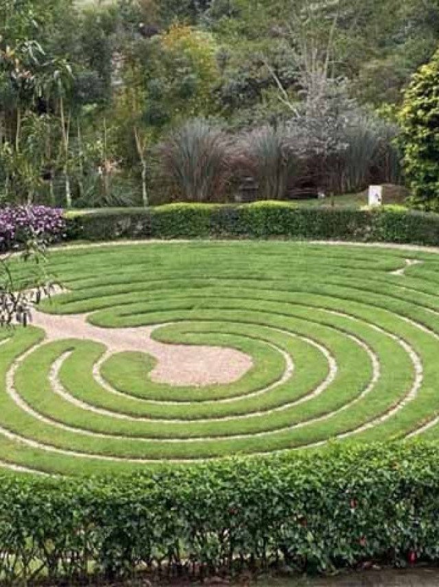 Labirinto: espaços que desafiam o senso de direção inspiram parques ...