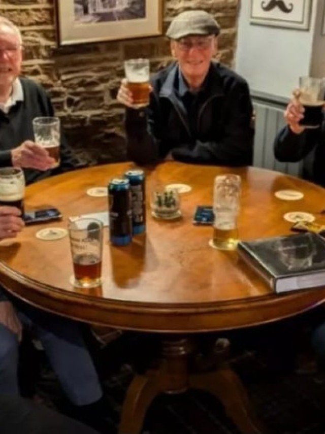 Bebem muito: Conheça as cervejas preferidas nos tradicionais e famosos ...