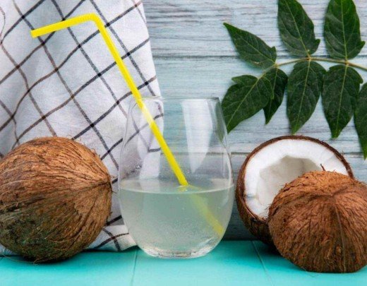 Homem morre horas após tomar água de coco podre