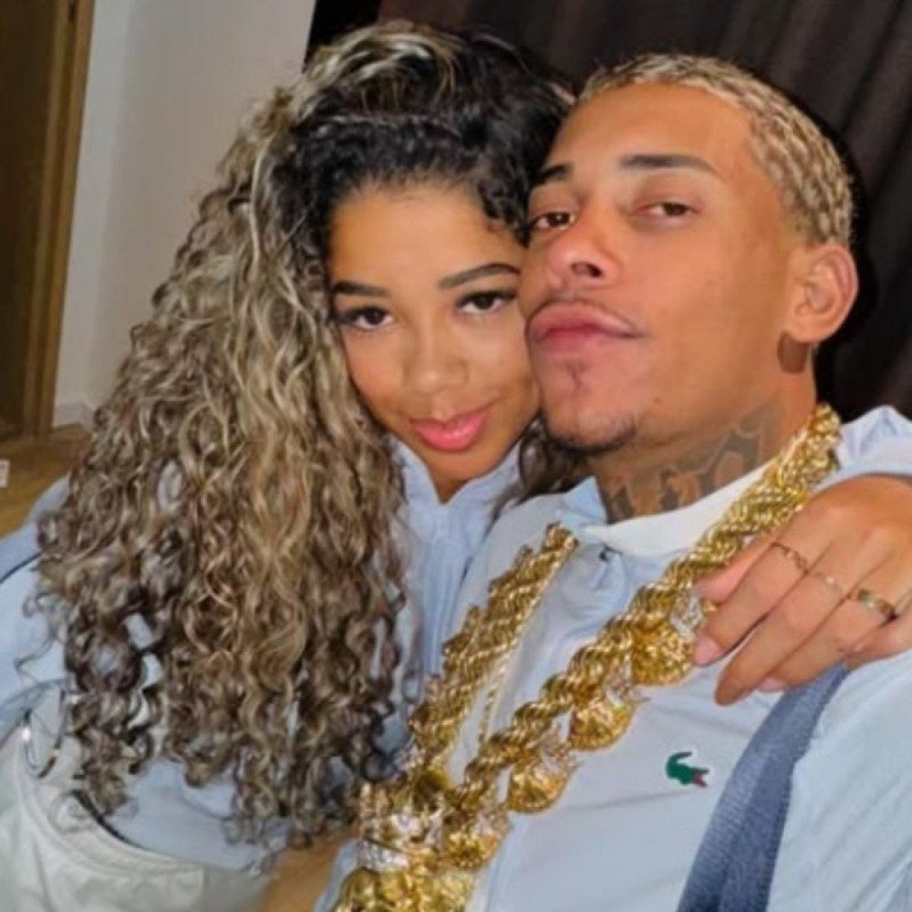 Vivi Noronha, mulher de MC Poze, é alvo de operação policial