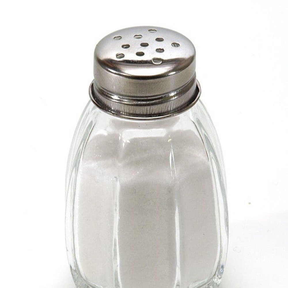 Excesso de sal pode matar: veja os efeitos do sódio no organismo e ...