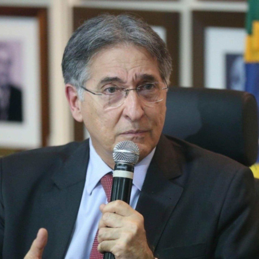 Chega ao STF processo por corrupção contra Pimentel, ex-ministro de Dilma