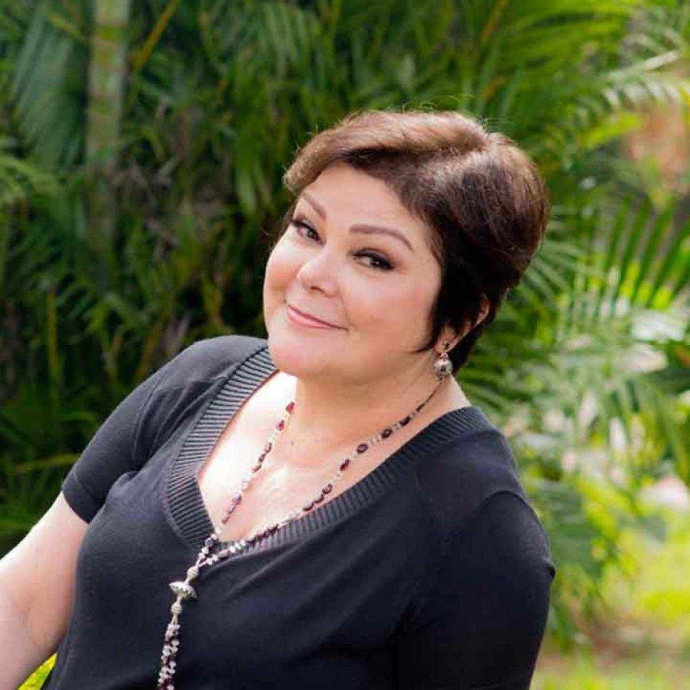 Cantora Bia Lucca lança o EP "Faceira", com show na Casa Outono