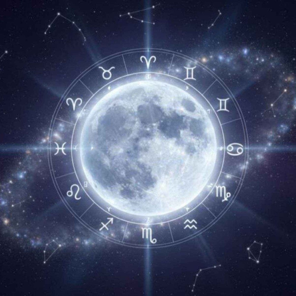 Como a lua cheia afeta suas decisões e emoções