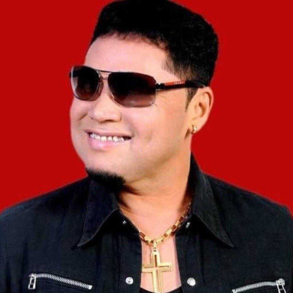 Morre Ray Douglas, cantor de brega e seresta, aos 58, no Maranhão