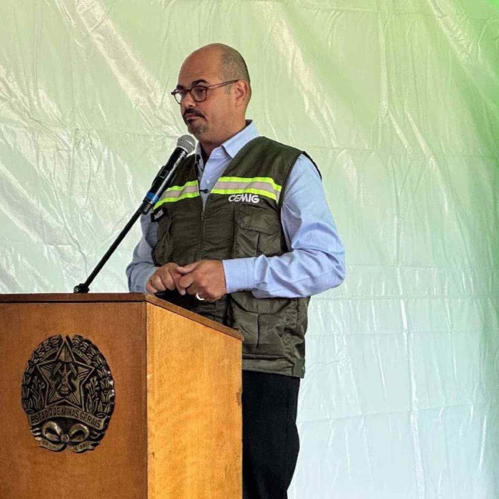 Mateus Simões diz que a pedido de Bolsonaro não negociou vaga ao Senado