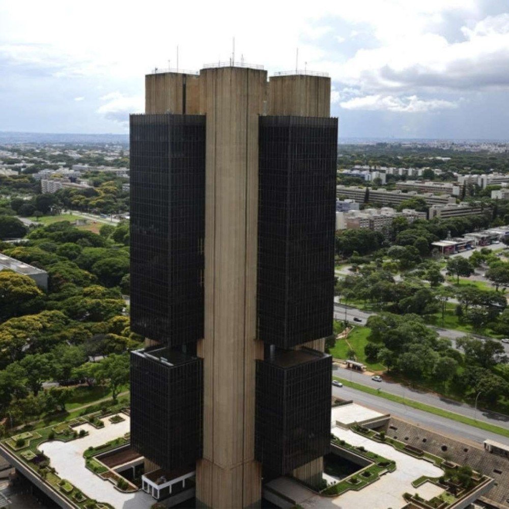 Copom corta os juros em 0,25 ponto percentual e não sinaliza próximos ...