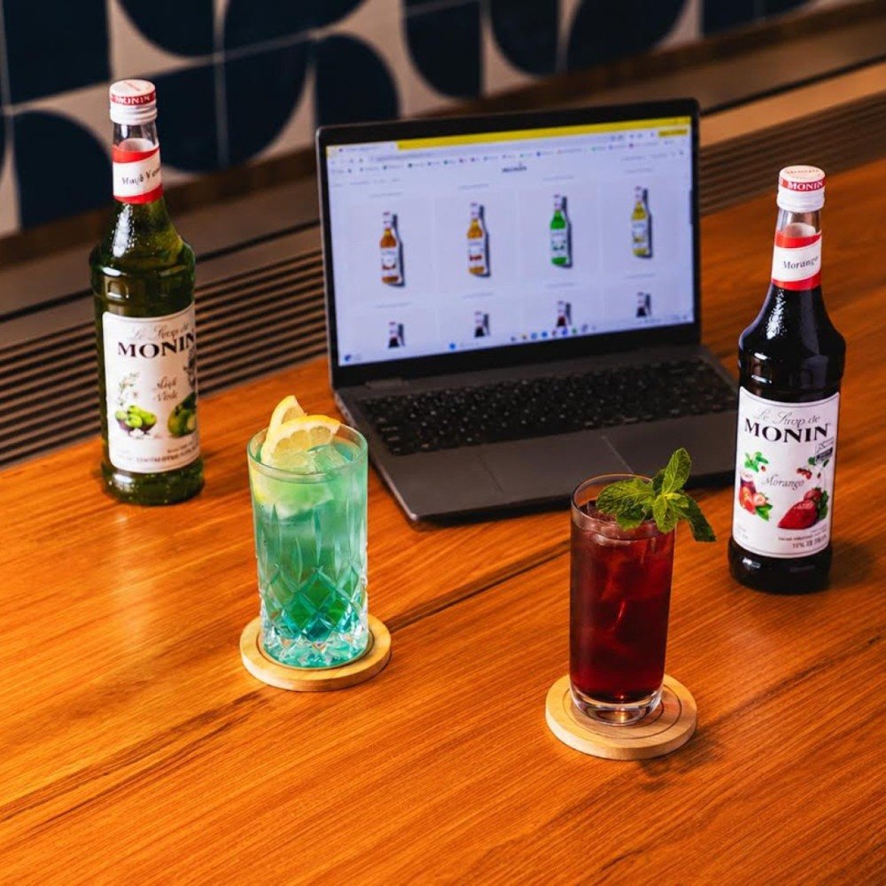 MONIN, marca de xaropes para drinks, lança e-commerce