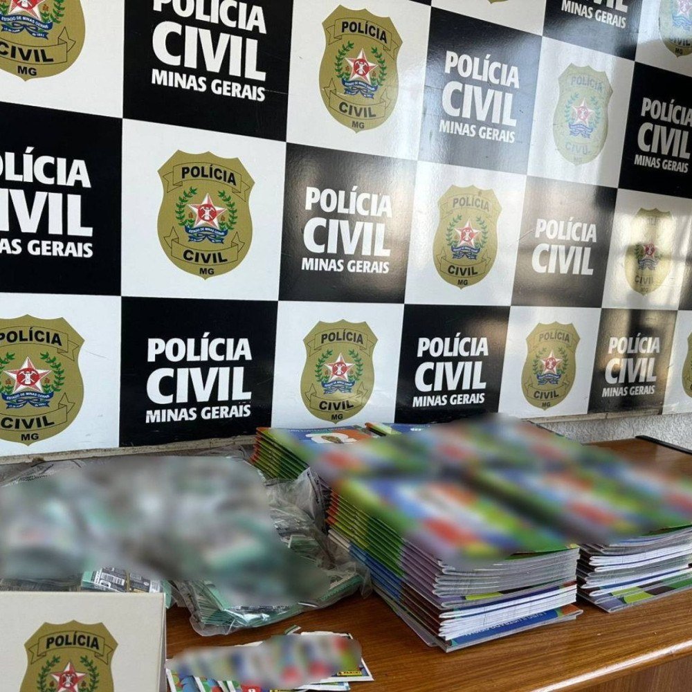 Figurinhas falsificadas da Copa do Mundo são apreendidas em Minas