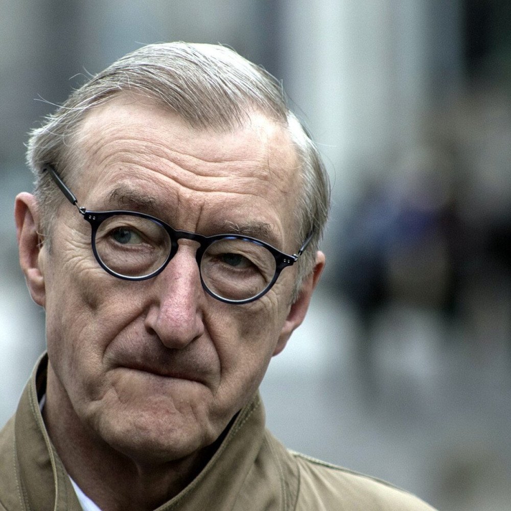 Julian Barnes vence o prêmio Princesa das Astúrias de Letras