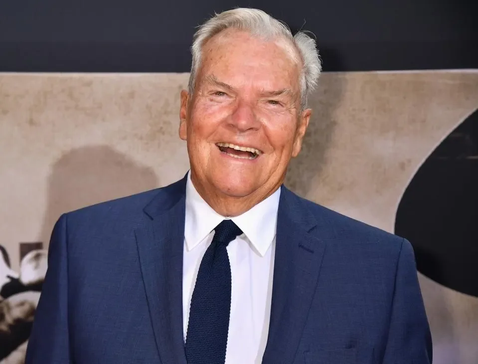 Morre Peter Jason, ator de 'Karatê kid', aos 80 anos