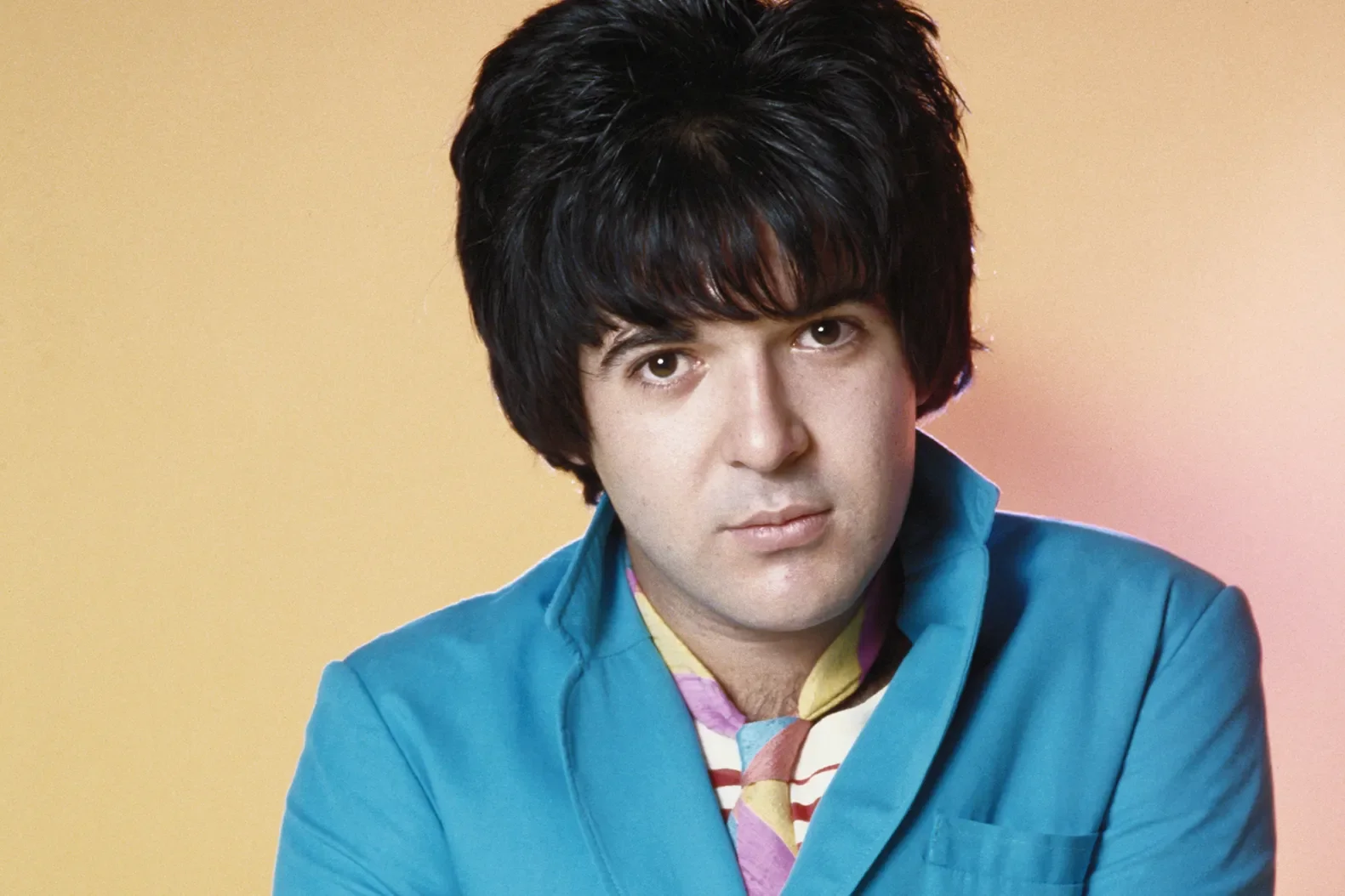 Morre Clem Burke, baterista da banda Blondie, aos 70 anos